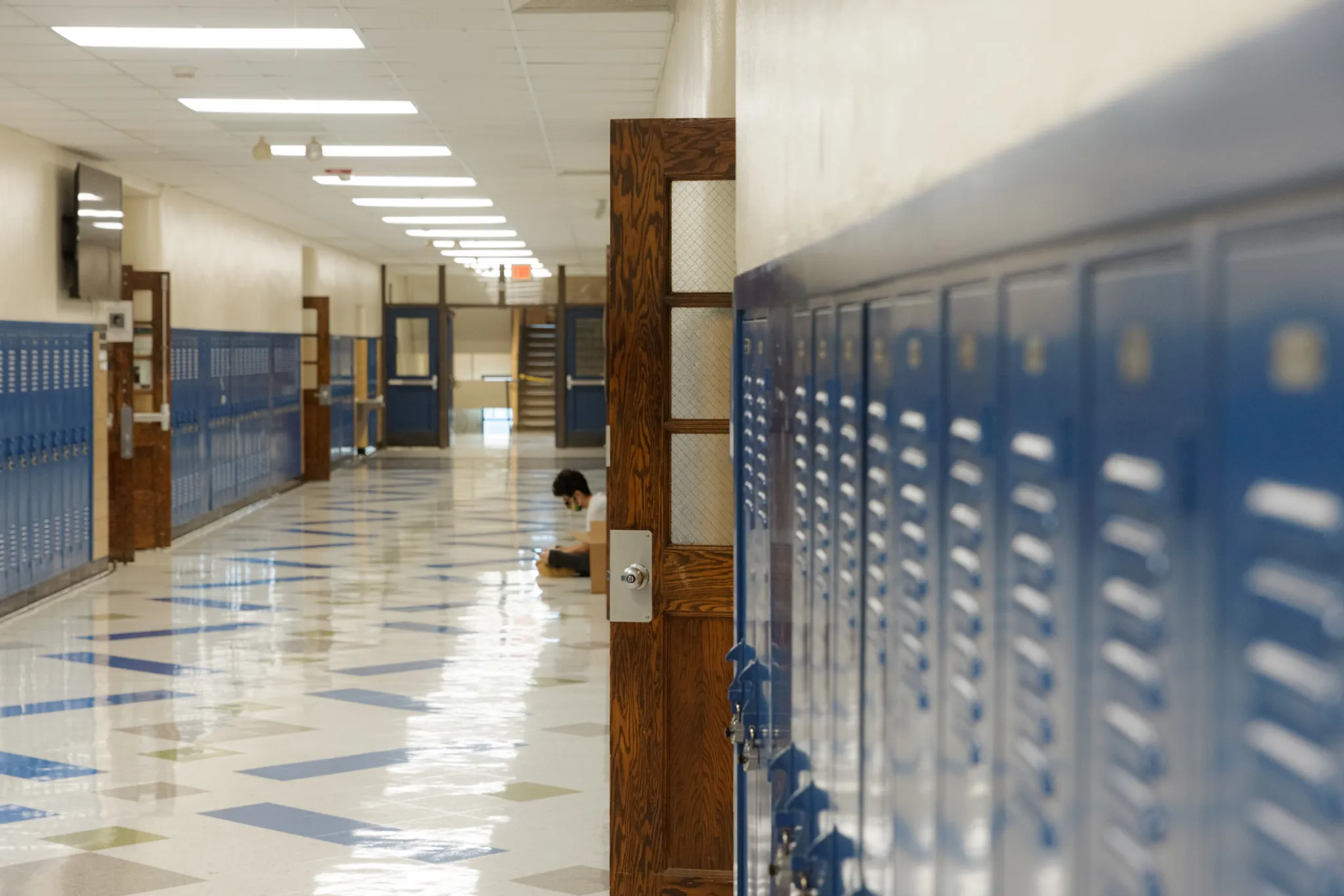 More Kansas teens feel sad or hopeless, but a school program is helping ...